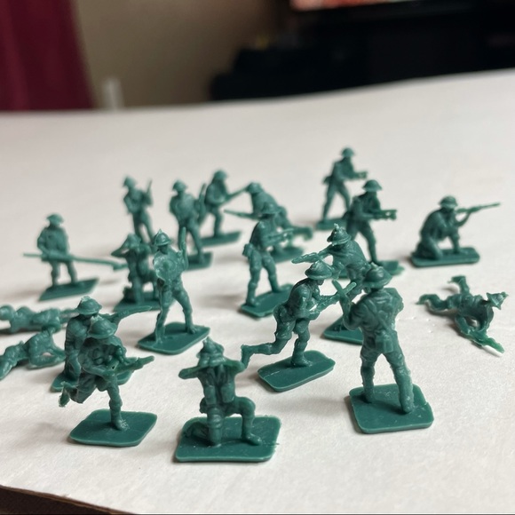 Toys | Tiny Army Men Miniature Green Army Action Figures Minis | Poshmark
